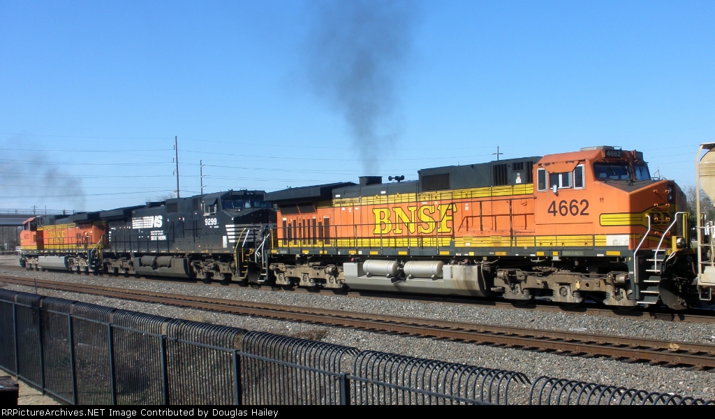 BNSF 4662
